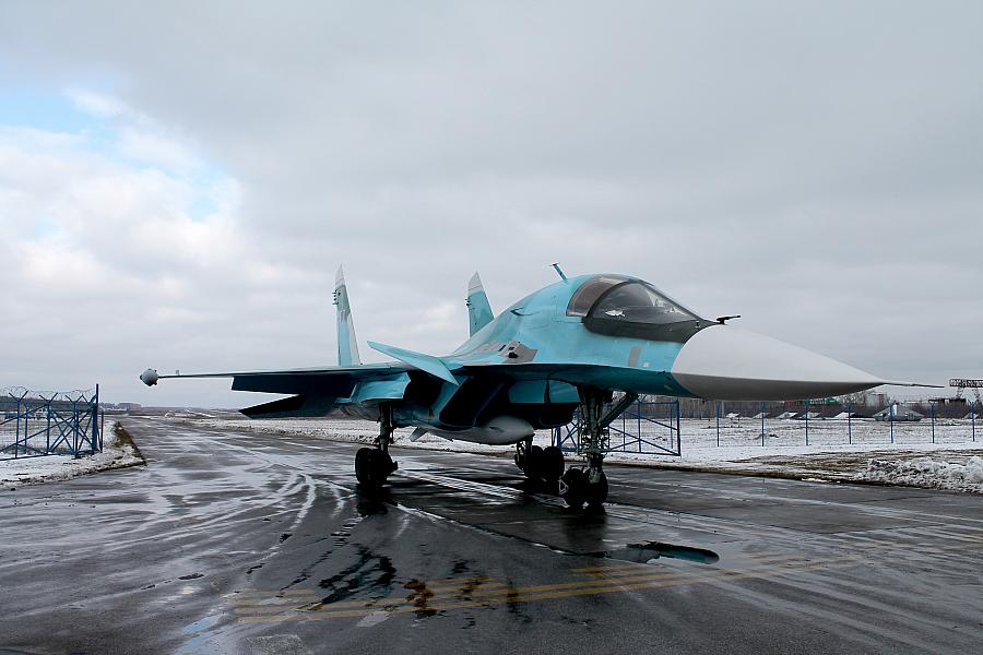 Sukhoi fulfilled the State Defense Order 2015 on the Su-34 and handed ...