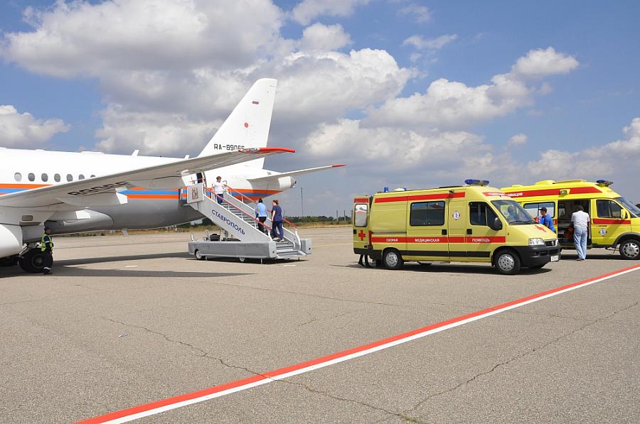 Russian Emergencies Ministry’s jet carries out medevac of 5 gravely ill ...