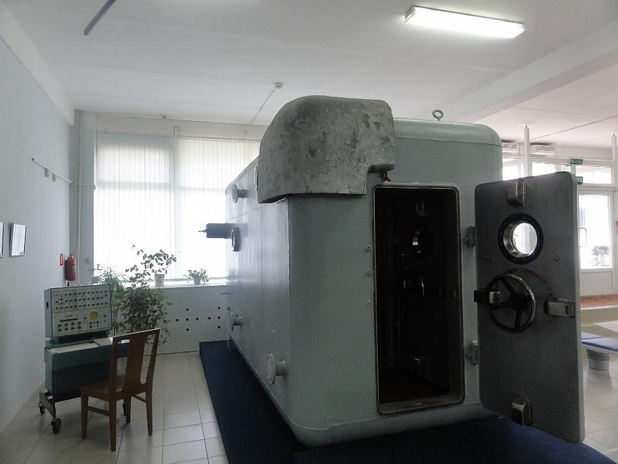 A Soviet isolation chamber for cosmonaut training stolen in Moscow ...