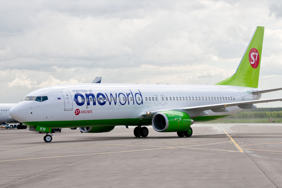 The second airсraft in the oneworld livery joins the fleet of S7 ...