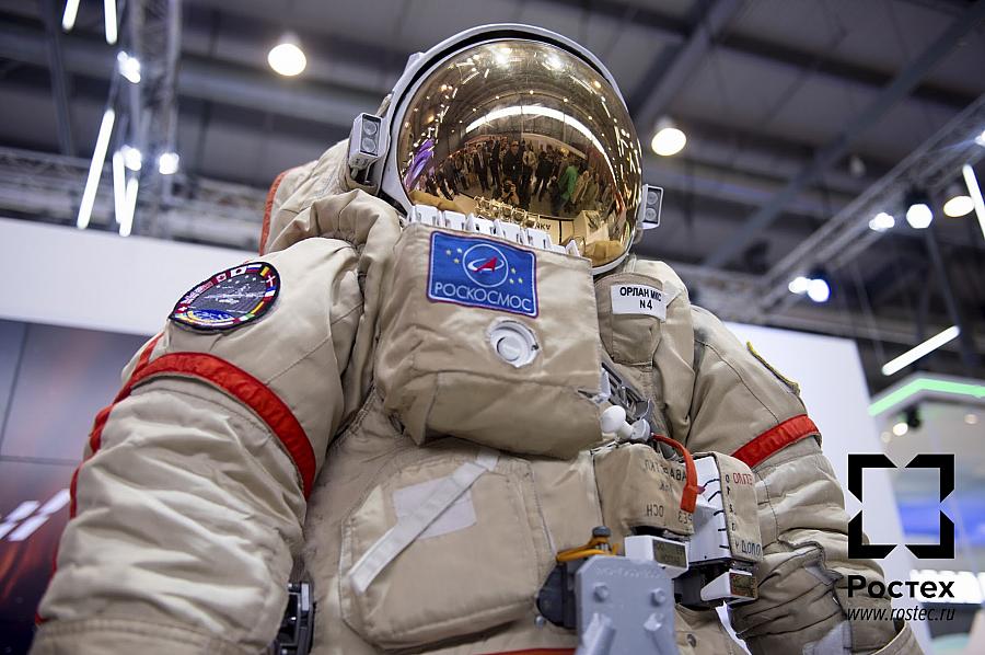 Putin orders government to create National Space Center in Moscow ...