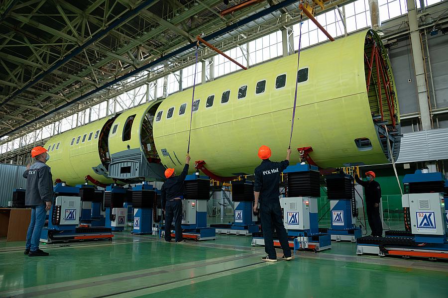UAC started joining of first body compartments of prototype Il-114-300 ...