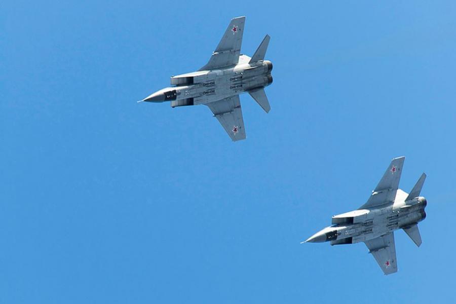 Russian military spotted 17 foreign reconnaissance planes near the ...