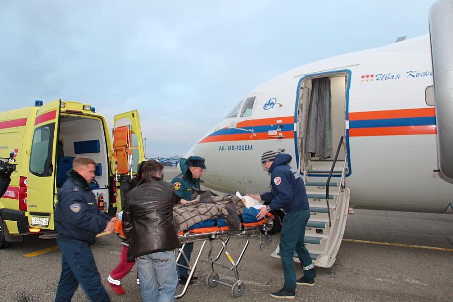 Russian Emergencies Ministry’s jet carries out medevac of gravely ill ...