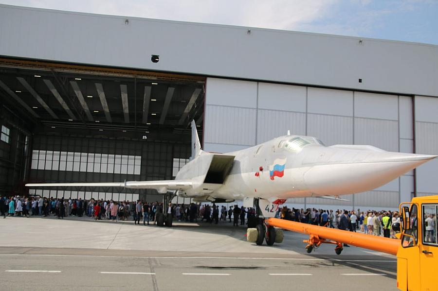 Upgraded Tu-22M3M strategic bomber to get hypersonic missiles - RUSSIAN ...