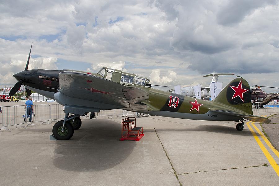 Restored WW2-era IL-2 fighter after 72 years at the bottom of the lake ...
