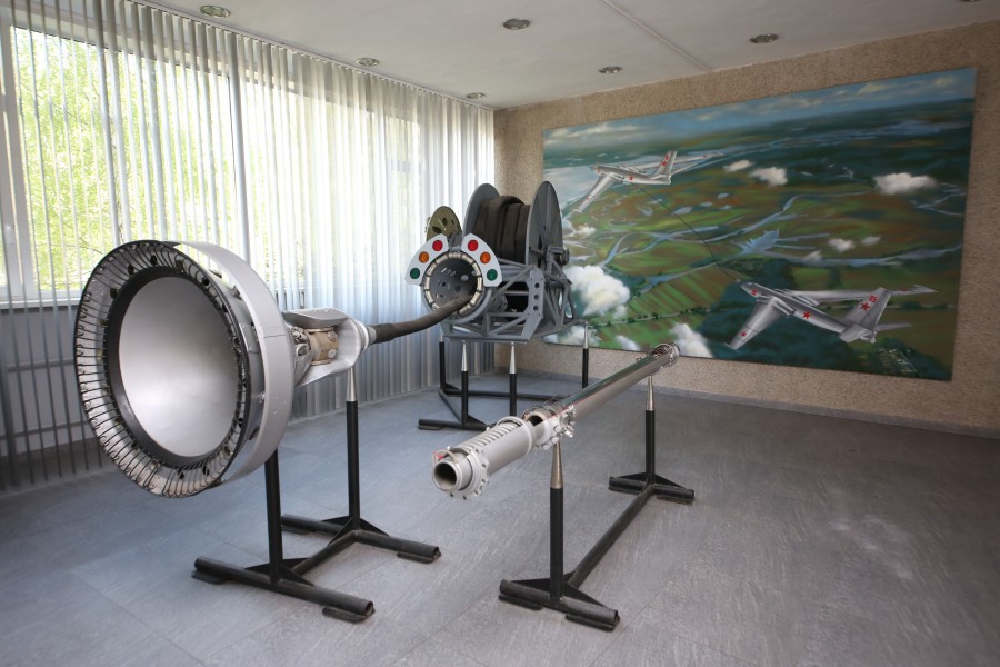 Zvezda about to start trials of Il-78M-90A's future UPAZ-1M refuelling ...